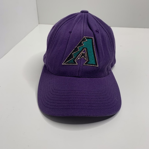 Logo Athletic | Accessories | Logo Athletic Vintage Diamondbacks Hat ...